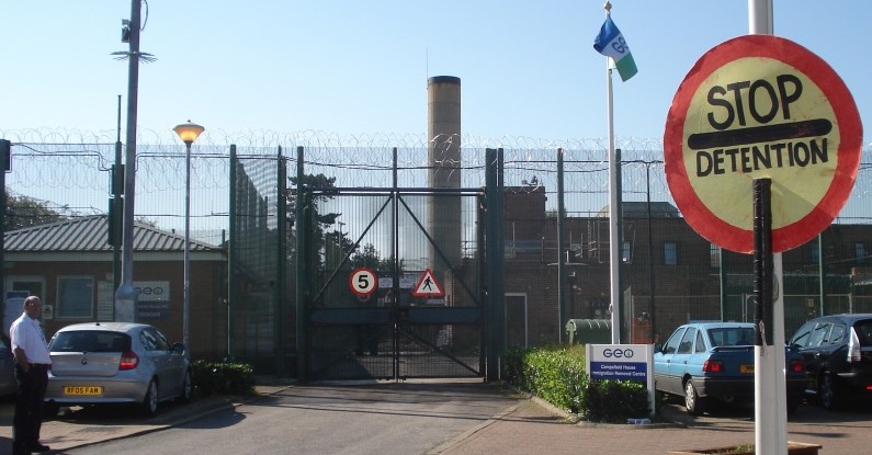 Campsfield Immigration Removal Centre - Behind The Barbed Wire